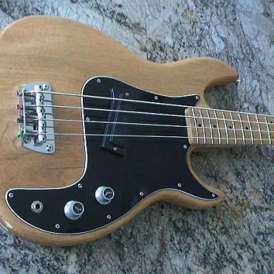 Peavey Fury Bass Guitar – 1983 First Generation | Reverb