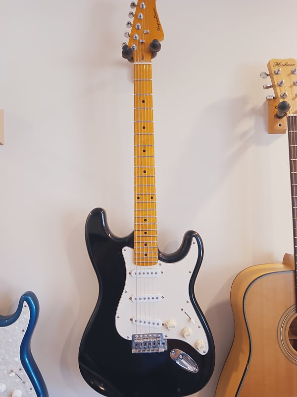 Spectrum Stratocaster - Black | Reverb