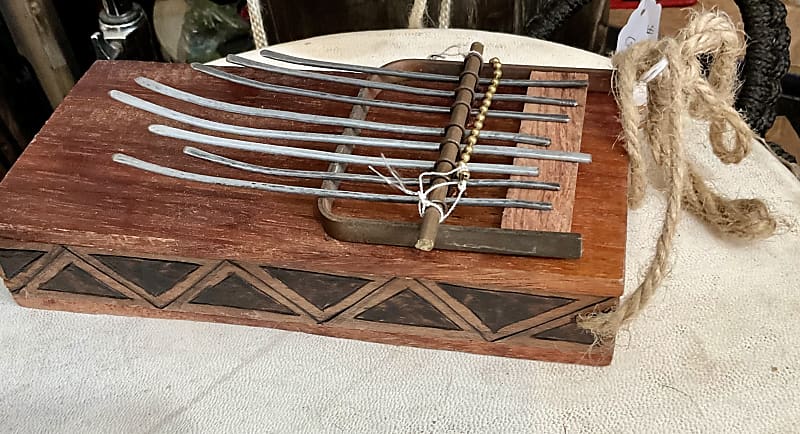 Handmade 8 Stave African Likembe Kalimba w/ Rattler | Reverb