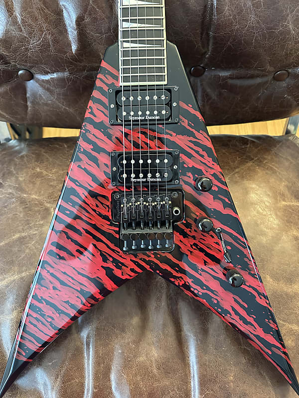 Jackson King V Custom Select 2001 - Blood Splatter | Reverb Canada