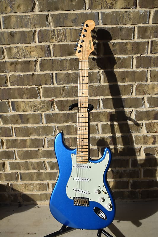 Custom Strat 2021 - Lake Placid Blue Metallic | Reverb