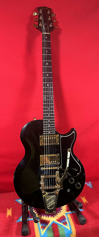 Gibson L6S 1976 - Black / Gold | Reverb