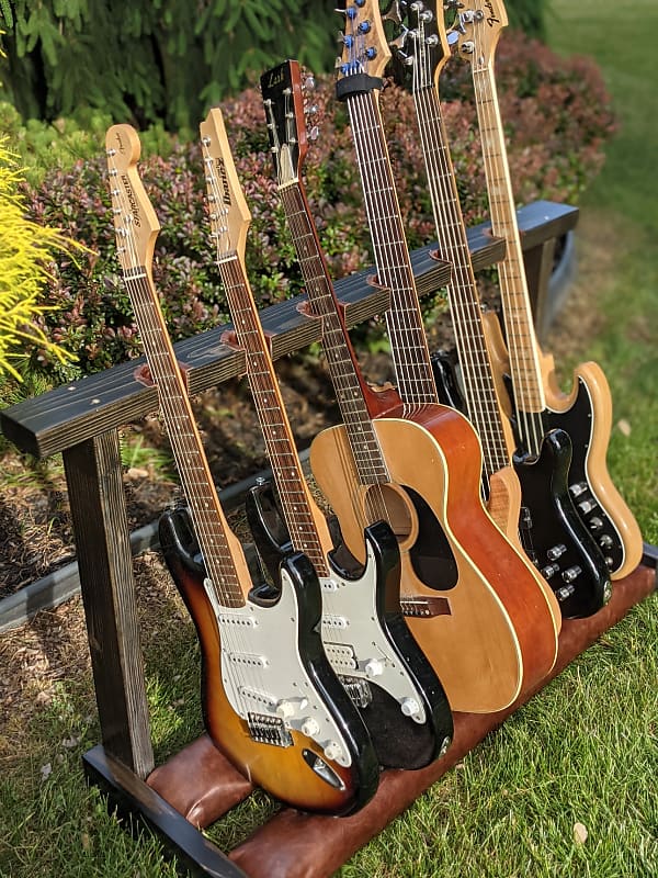 Leather & Wood Leaning Stand for Guitar / Bass | Reverb España