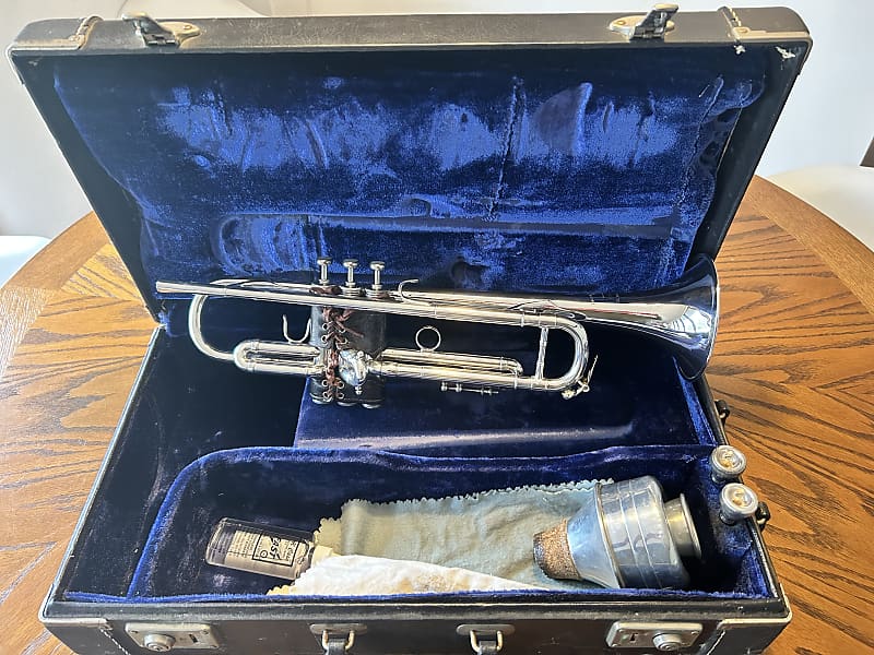 E-Benge Bflat trumpet 1976 - Silver | Reverb