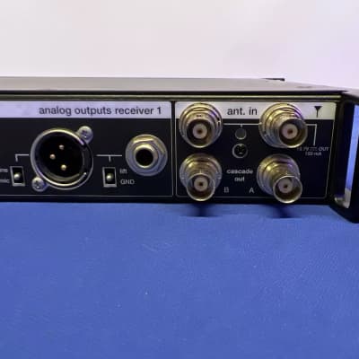 Shure Axient AXT 400 Dual Channel Receiver | Reverb