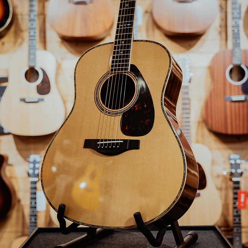 Yamaha LL36 ARE II Dreadnought Acoustic Guitar, Solid | Reverb Canada