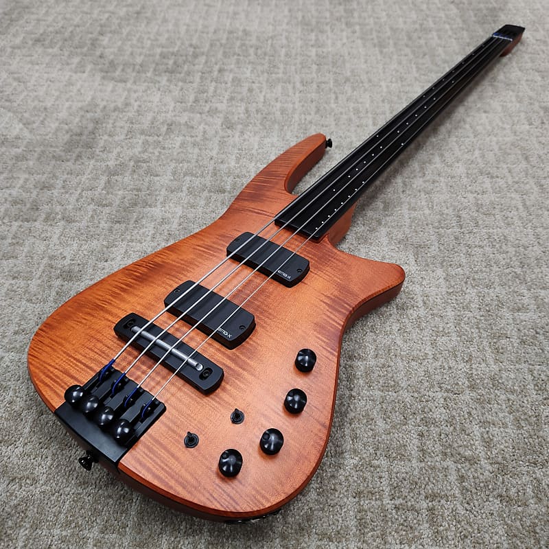 NS Design CR4 RADIUS 4-String Fretless, Headless, Electric | Reverb