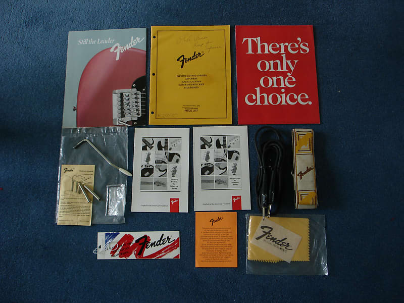 Fender Case Candy Stratocaster 1991-1998 | Reverb