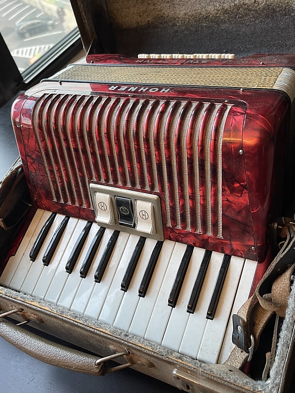 Vintage Hohner Student IVN Accordion | Reverb
