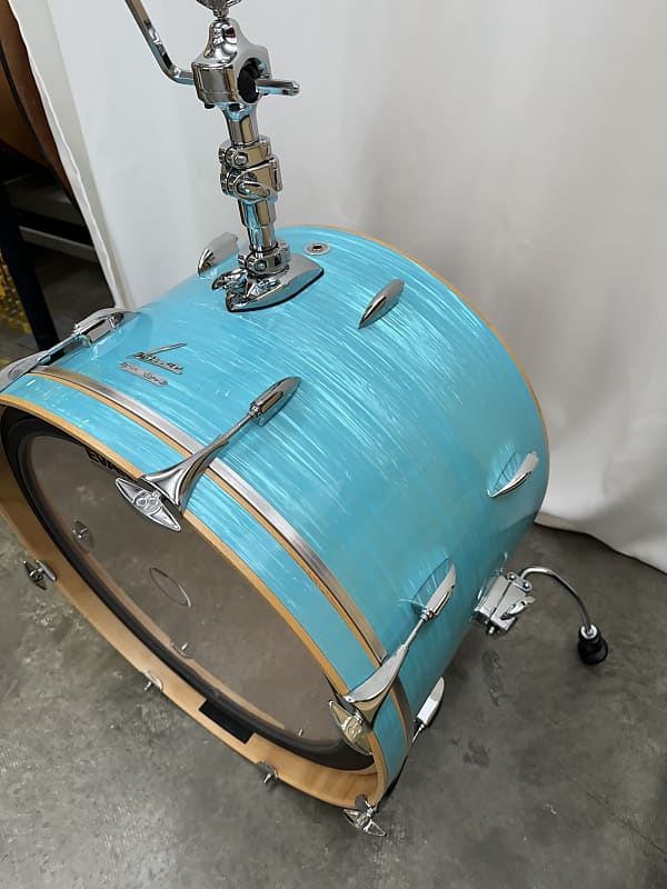 Sonor Vintage Series Kick Drum 22"x14" - California Blue | Reverb