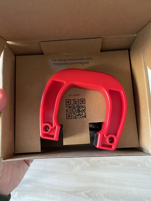 Cracking The Code The Magnet 2022 - Red | Reverb