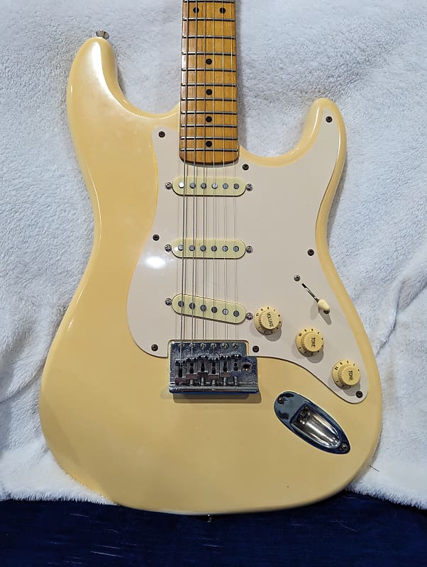 1970's Fender OEM Vintage Samick Stratocaster Copy | Reverb Canada