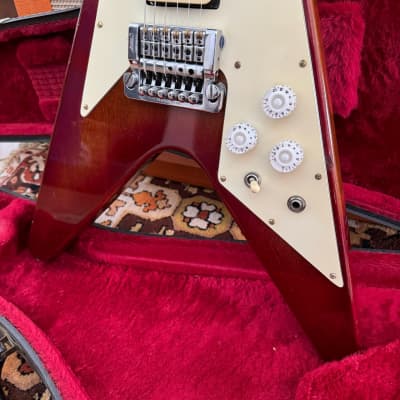 Vintage 1981 Gibson USA Flying V Cherry Sunburst Guitar w/ | Reverb
