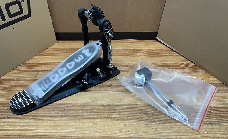 DW 3000 - DWCP3000A Bass Drum Pedal | Reverb