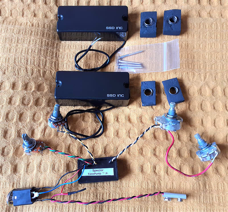 Spector SSD Soapbar Bass Pickups and Tone Pump | Reverb Deutschland