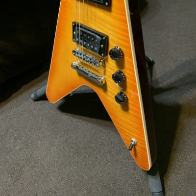 Firefly FflV Flying V 2023 - Honey burst | Reverb