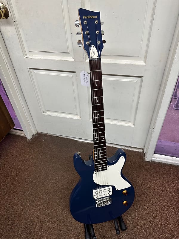 Used First Act ME952 Electric Guitar Blue w/ Gig Bag Local | Reverb
