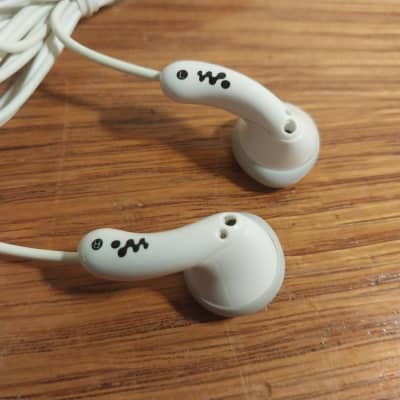 Vintage SONY Walkman Bean MP3 Player NW-E305 - See Video, | Reverb