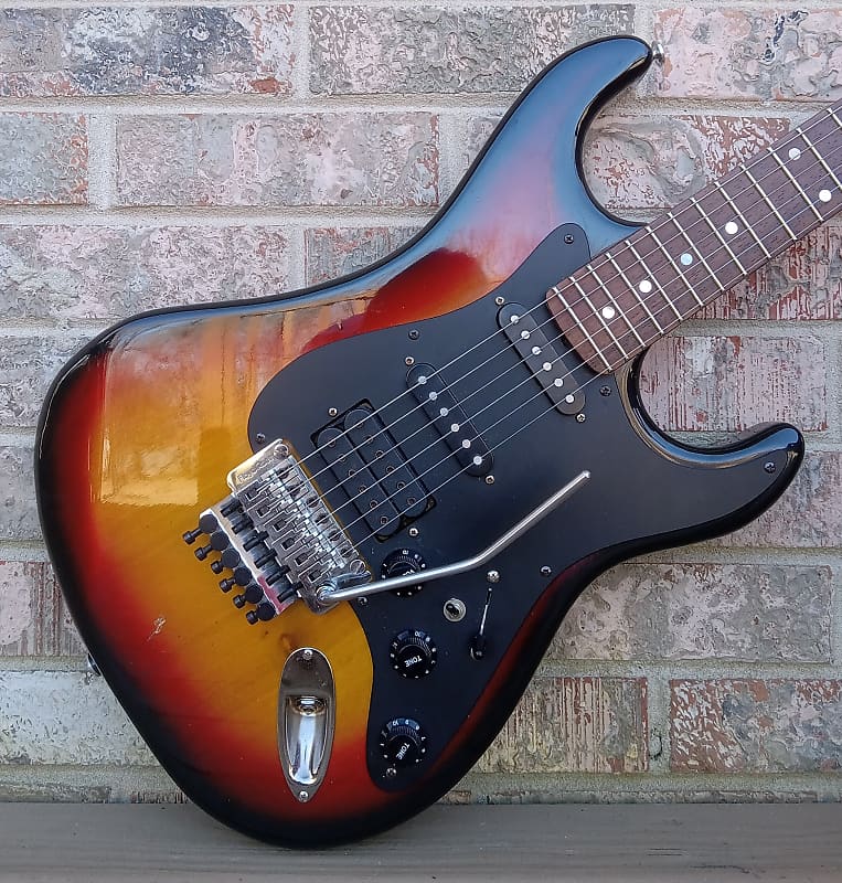 Vintage 1983 Kramer Pacer Deluxe Electric Guitar w/ Hardshell | Reverb