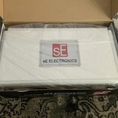 sE Electronics sE8 Small Diaphragm Microphone Stereo Pair | Reverb