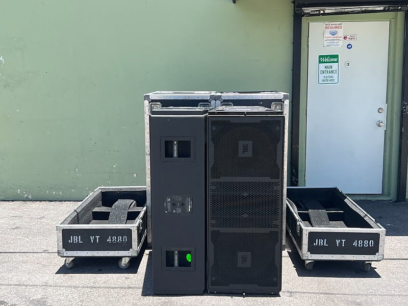 JBL VT4880 DUAL 18" Sub Line Array Element W/Case #0157 #0158 | Reverb