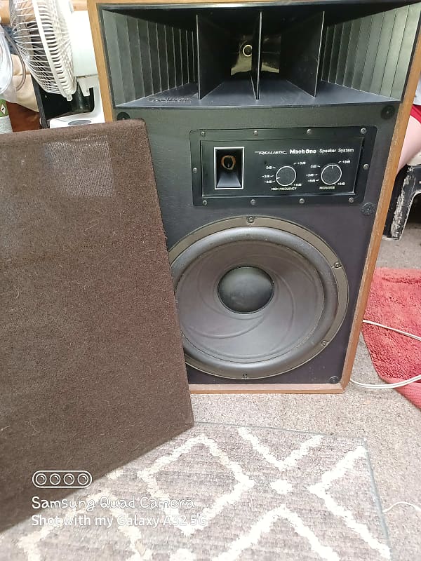 Realistic loud speakers Mach one Red oak | Reverb