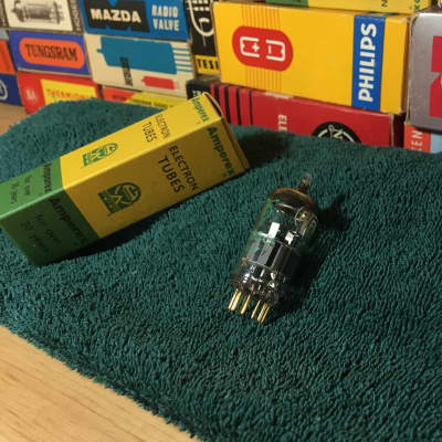 2 nos philips e188cc gold pin audio tubes, warm tone dutch | Reverb