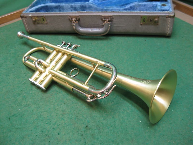 Conn 22B New York Symphony Trumpet 1953 - Brushed Raw Brass | Reverb