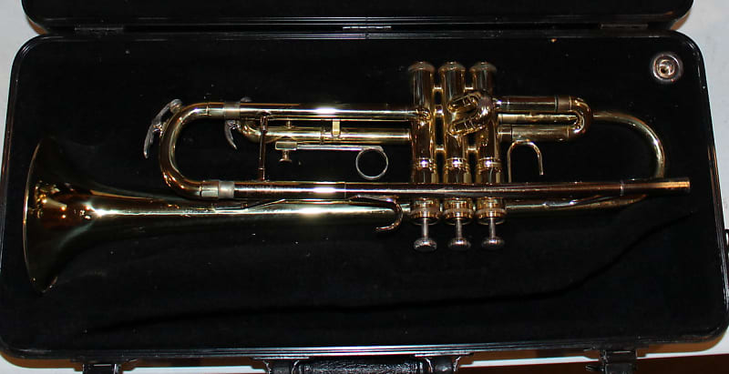 King Student Model 601 Bb Trumpet | Reverb