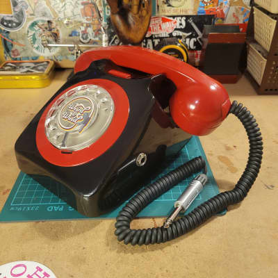 Distorted Telephone Microphone by Weird & Wired (Lo-Fi, | Reverb