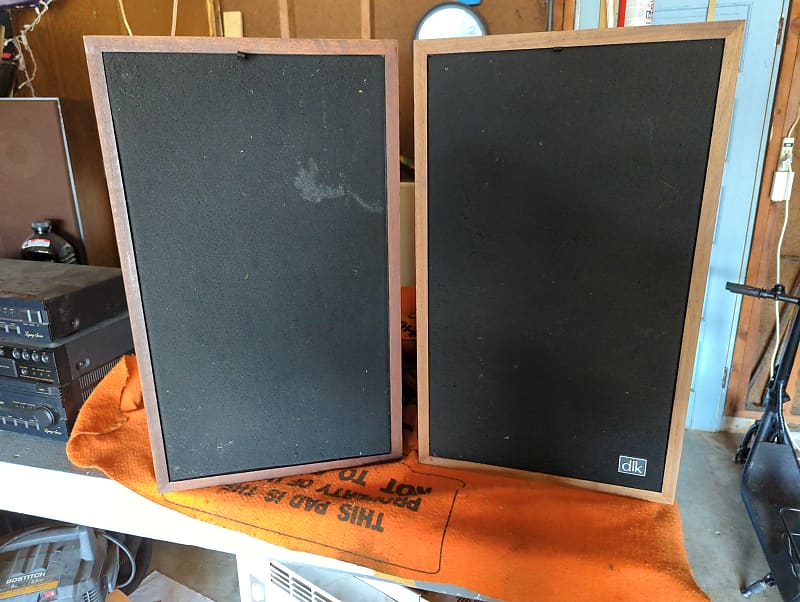 DLK 3 1975 - Walnut veneer | Reverb