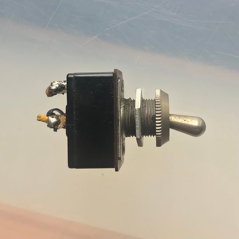 Vintage 4 pole on / off toggle switch 3A 250V - 6A 125V | Reverb UK
