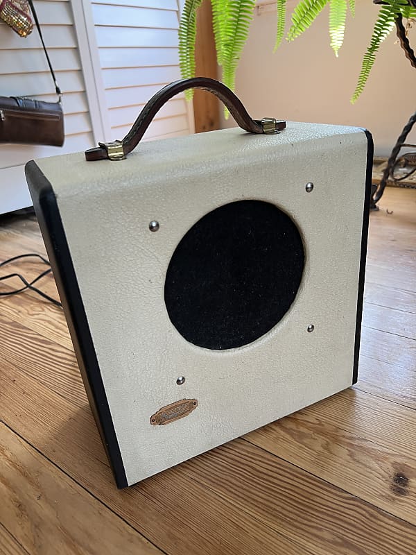 1948 Supro Valco Bantam 5 watt amp - beautiful condition | Reverb