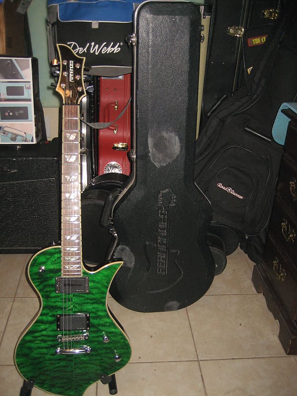 Fernandes Ravelle Deluxe Emerald Green Quilted Topw/Hard | Reverb