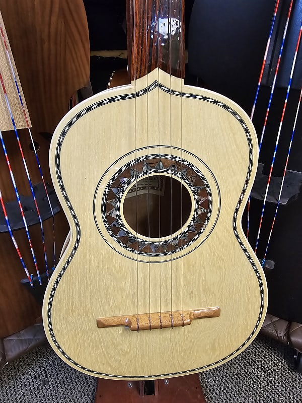 Vihuela Don Cortez JB36 Laredo Natural Size 2 | Reverb