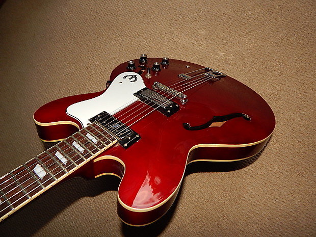 Epiphone Riviera Mini Humbucker Hard Case Korea Cherry | Reverb