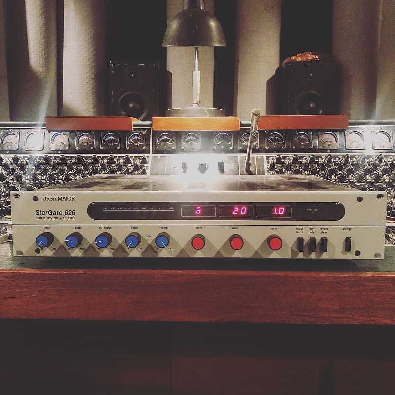 Ursa Major Stargate 626 Holy Grail Spacey Reverbs & Delays | Reverb