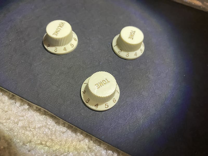 Unknown Stratocaster 3 piece Volume and Tone knobs 2010 | Reverb