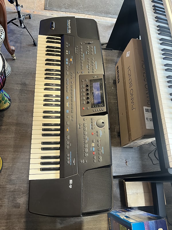 Roland E-96 | Reverb