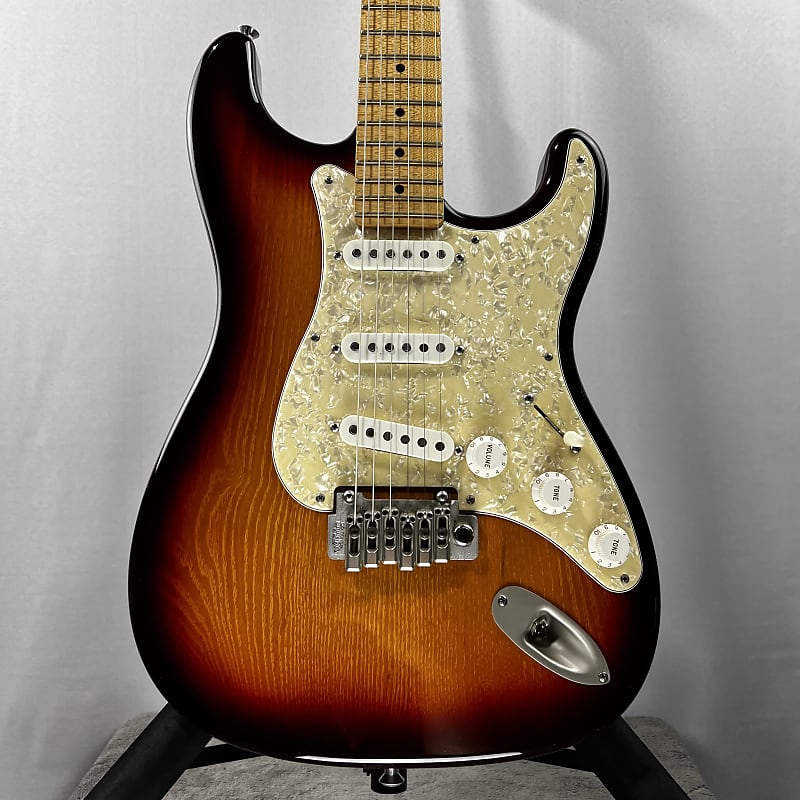 Washburn USA Custom Shop Silverado LS-93 Strat (1995) - | Reverb