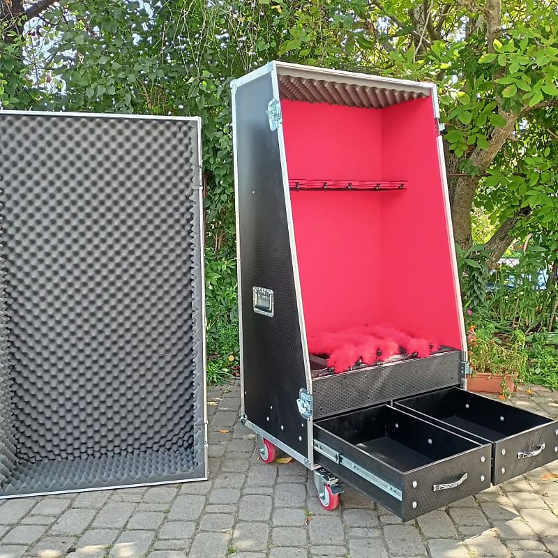 Flight case For 5 Guitars Ikarcases | Reverb