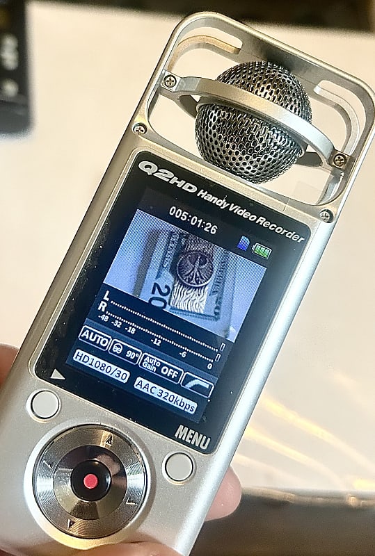 Zoom Q2 HD Recorder | Reverb