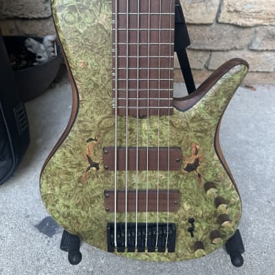 Adamovic Halo 6 bass guitar | Reverb