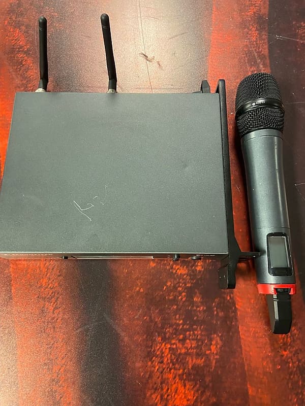 Sennheiser EW100 G3 Handheld Wireless Microphone | Reverb