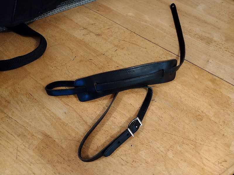 Fender Stratocaster / Telecaster Deluxe Guitar Strap - Black | Reverb