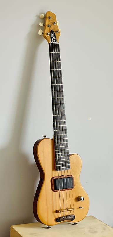 Clifton Piccolo Bass 1997 - Natural | Reverb UK