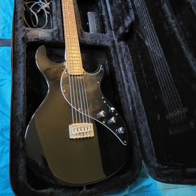 Line 6 Variax 300 2000s - Black | Reverb