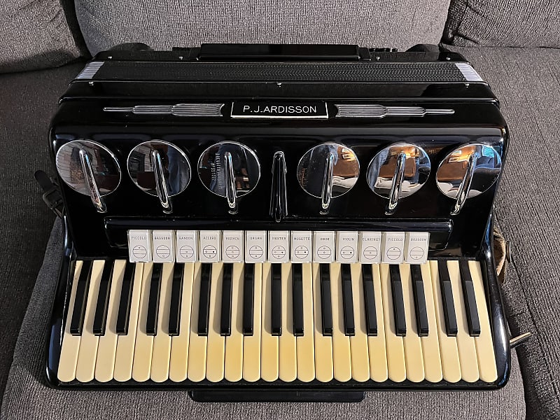 Scandalli Brevetto Professional Accordion | Reverb