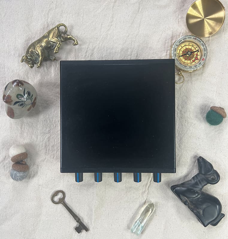 FMR Audio Really Nice Compressor RNC 1773 2000s - White | Reverb