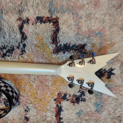 Dean Razorback Flying V 2007 - White and Black | Reverb